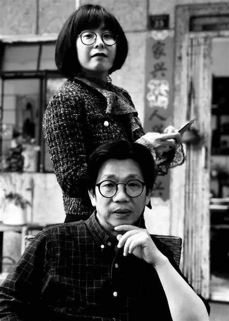 詩人梁小曼去世年僅50歲 生前喜歡抽菸死因曝光 ＊ 阿波羅新聞網