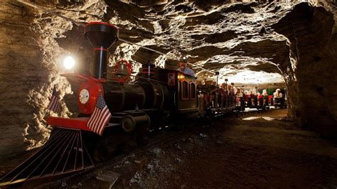 Secrets Of Kansass Hutchinson Salt Mine Touristsecrets