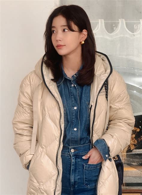 기은세 벌써 패딩 입고 외출 그래도 옷 태나는 청청에 롱패딩 데일리룩 패션엔