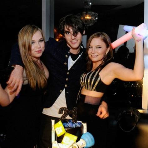 Stream Hood Guy Exec Feat Mc Flynn Leak By Flex Leaks 5 Listen Online For Free On