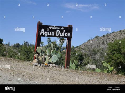 Agua Dulce California Usa 17th April 2022 A General View Of