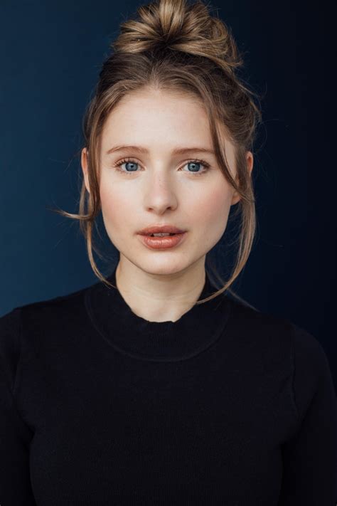 Alexandra Beaton Image