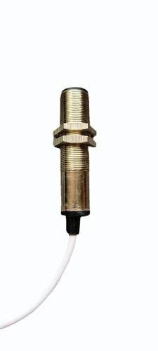 Optical Proximity Switch Diffuse M18 Cylindrical Sensing Distance