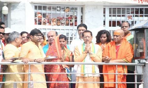 Bjps Mayoral Candidate Dr Jamdar Visits Areas The Hitavada