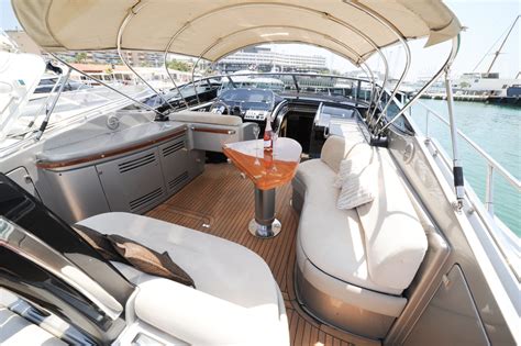 AmoYachts - Alquiler Barco en Ibiza: Riva Rivale 52