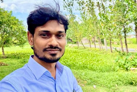 दिल्ली में पैडल रिक्शा चलाने वाला बन गया कैब कंपनी का Ceo Dilkhush Kumar Paddle Rickshaw