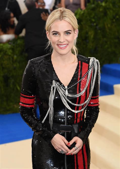 Riley Keough At Met Gala In New York 05012017 • Celebmafia