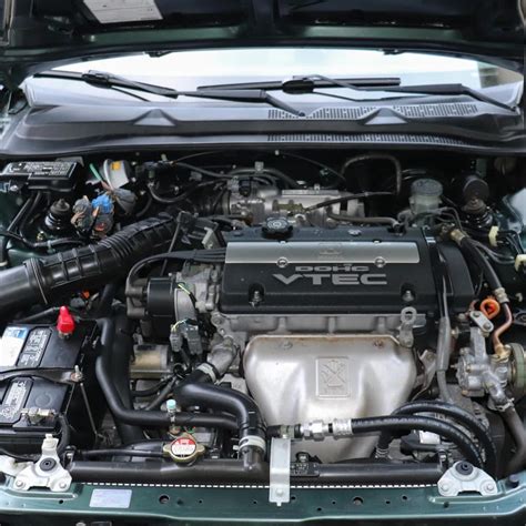 Honda Prelude 2000 Engine