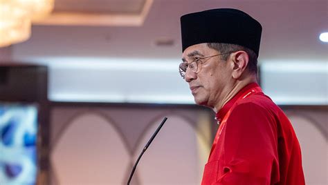 Azmin Ali Announces Resignation As Pn Sec Gen