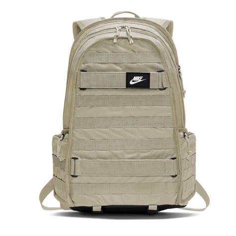 Рюкзак Nike NSW RPM Backpack BA5971-072 (light bone-white)