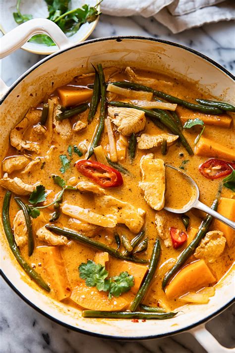 11 Iconic Chicken Curry Recipes Vikalinka