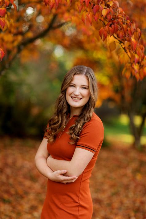Sydney Bellevue Christian High School Senior Portraits — Ariella Noelle Photography