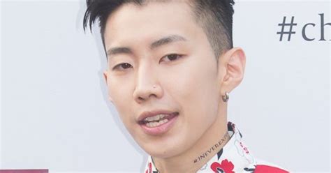 포토 박재범 샤프한 외모