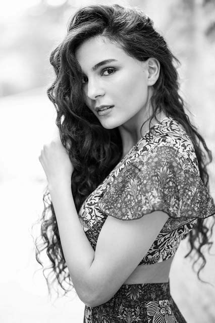 Ebru Şahin Hot Pics Celebrities Female Celebrity Fashion Celebrities Female