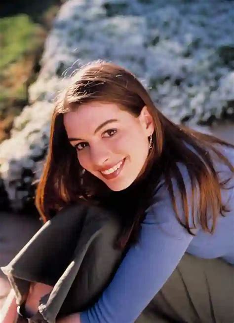 Anne Hathaways Sensational Transformation