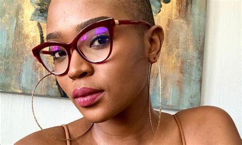 Mo Setumo Shares Adorable Throwback Photo In Celebration Of Her Late Moms Birthday