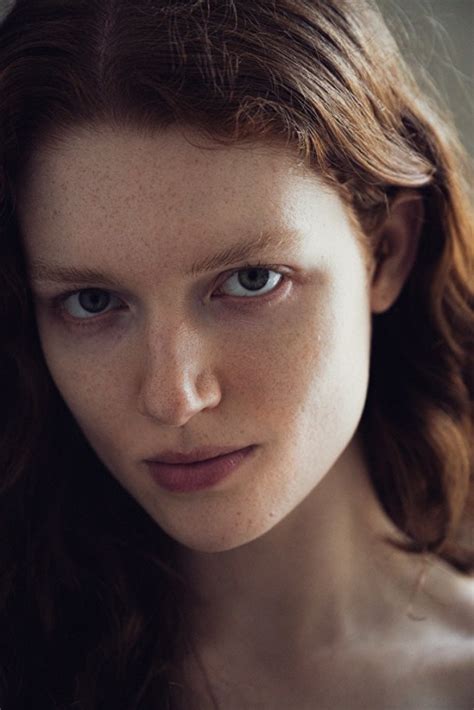 Laura Ingram Modellink