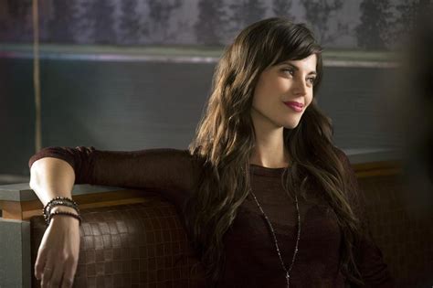 Red Riding Hood Meghan Ory On Once Upon A Time Once Upon A Time Season 3 Finale Pictures