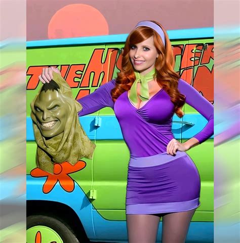 Daphne Blake Solves Mystery By Heroesinyou On Deviantart