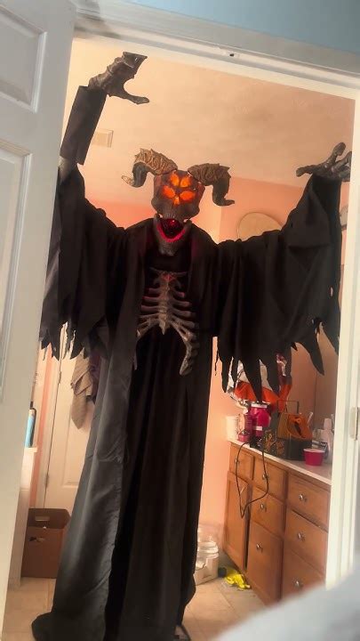 Spirit Halloween Fire Demon Retired Halloween Animatronic Wbox Youtube