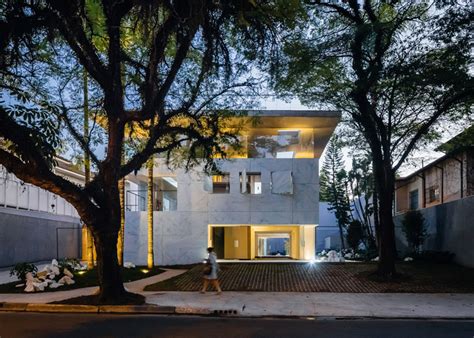 Triptyques Marble Building Is Made To Look Like An Ice Cube