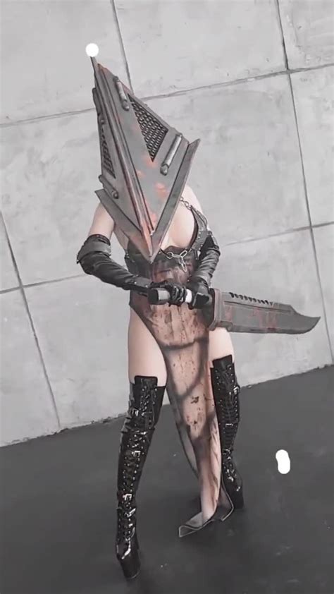 Silent Hill Cosplay Closer
