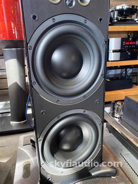 Mcintosh Xrt1k Line Array Speakers 1200w Power Rating High Gloss Pi