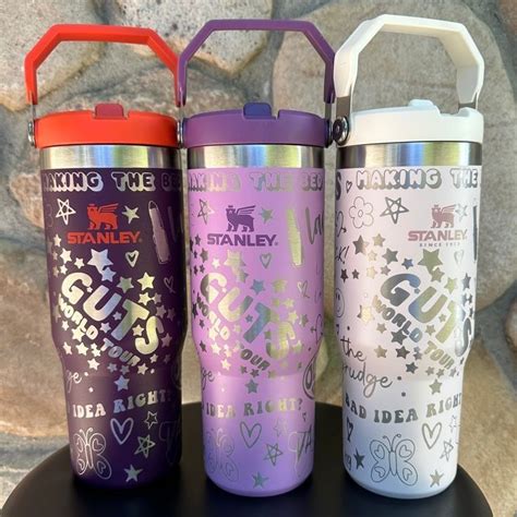Olivia Rodrigo Stanley 😭😩 Encantos De La Botella Botellas De