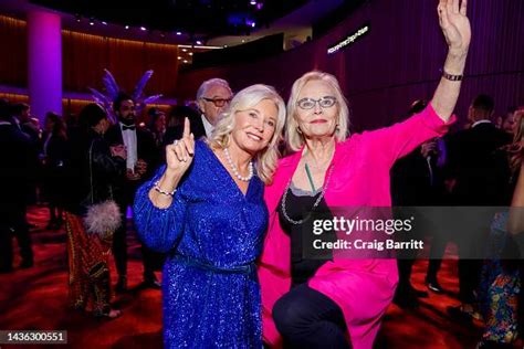 Sharon Bush And Cornelia Sharpe Attend The 2022 Alzheimers News Photo Getty Images