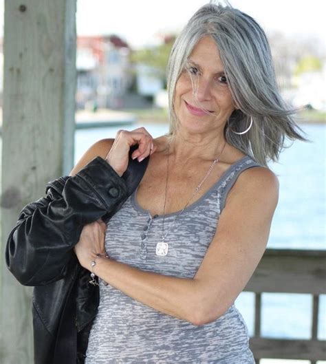 Instagram Beauties With Long Gray Hair Long Gray Hair Grey Hair Model Grey Hair Styles