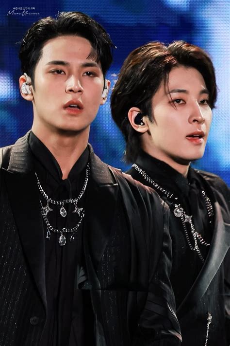 Wonwoo And Mingyu Dezessete Sorriso Lindo Won Woo