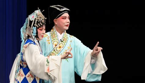 【200830江南 龚隐雷and钱振荣】《玉簪记 秋江 小桃红》 秋江一望泪潸潸” 哔哩哔哩