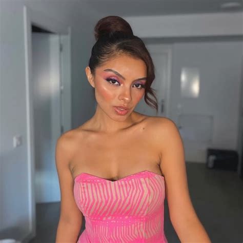 Angeles Arellano Angeles Arellano9 On Threads