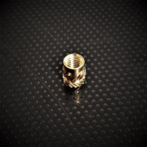 Brass Heat Set Threaded Insert For Plastic M4x6x8mm