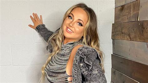 Teen Mom Jade Cline Shows Off Her Curves In Tight Dress As Fiancé Sean