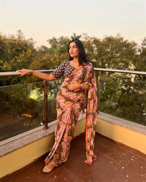 Success Story मॉडल से कम नहीं हैं यह Irs अधिकारी सप्ताह में 2 दिन पढ़कर क्रैक किया Upsc लाया