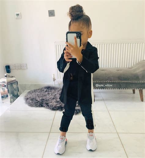 Layke 💓 On Instagram “selfie 💜”