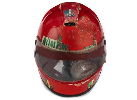 Niki Lauda Allasta Lo Storico Casco Dellincidente Del 1976 News Automotoit