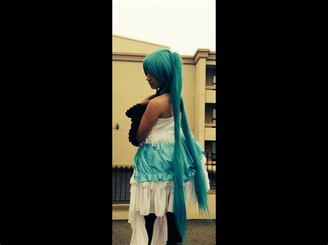 Hatsune Miku Cosplay By Newfoundland Dragon On Deviantart