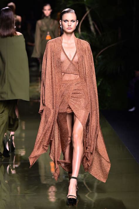 Gigi Hadid Constance Jablonski And Other Supermodels Just Went