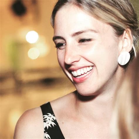 Justine Apers Youtube