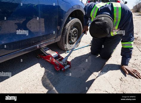 Jacking A Car Cheaper Than Retail Price Buy Clothing Accessories And
