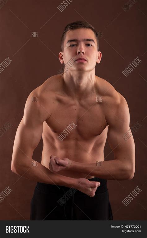 Handsome Muscular Image And Photo Free Trial Bigstock