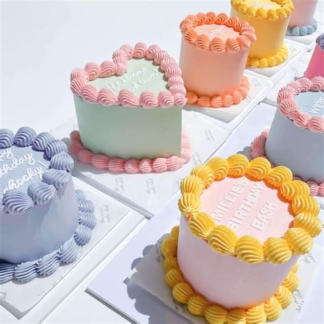 47 Small Wedding Cakes With A Big Presence Artofit
