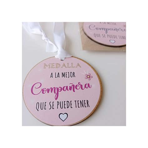 Medalla De Madera Para La Mejor Compañera