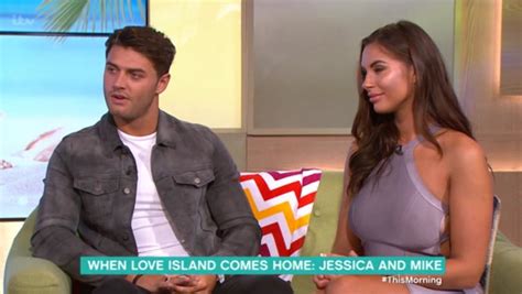 Love Islands Jess Shears Amps Up The Sex Appeal For Another Date Night