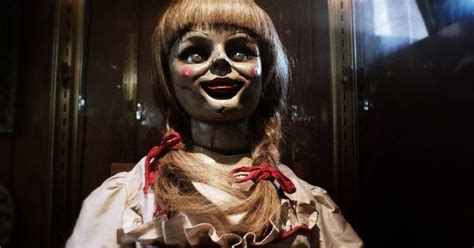 6 Fatos Assustadores Sobre A Boneca Annabelle Fatos Assustadores
