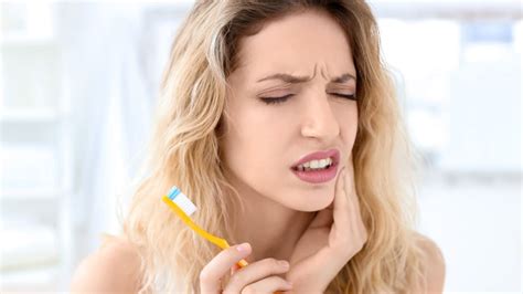 What Are The Causes Of Sensitive Teeth And Gums 5 Reasons For A