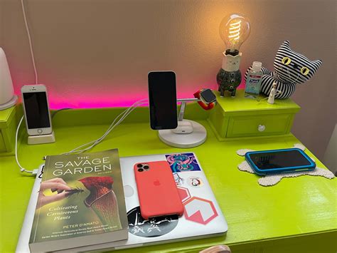 Belkin Boost Charge Pro 3 In 1 Wireless Charger With MagSafe Review MacRumors