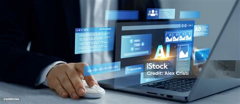 Ai Content Generator가 설치된 노트북을 사용하는 사람 일부 작업을 보다 쉽게 해결하기 위해 Ai 도우미와 상호